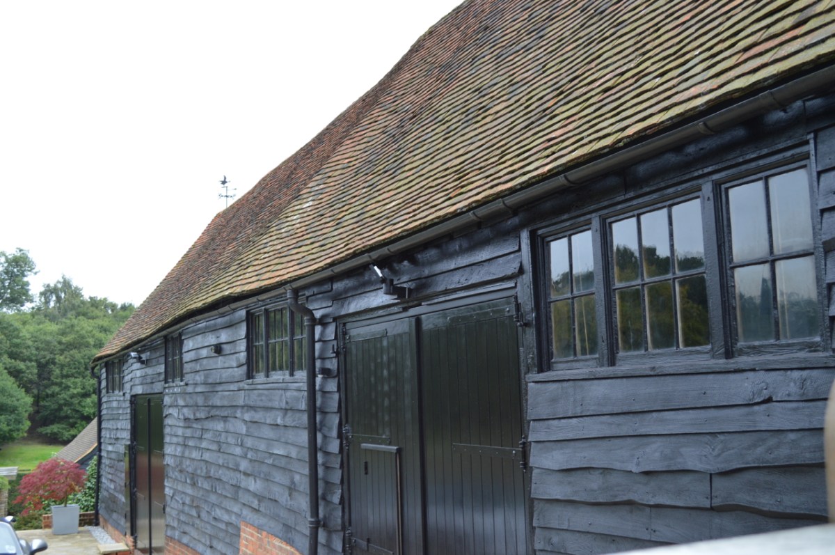 The Mayflower Barn – Kate Shrewsday